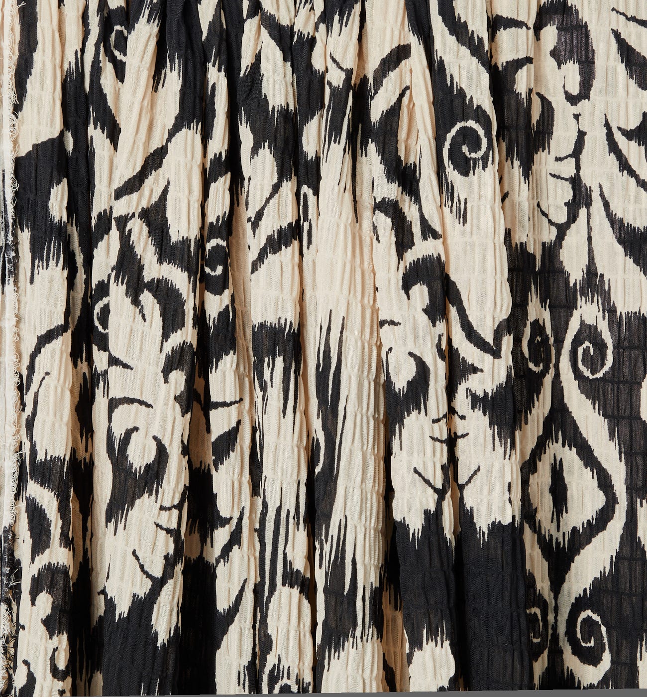 Polyester crepon fabric cut - Ecru print