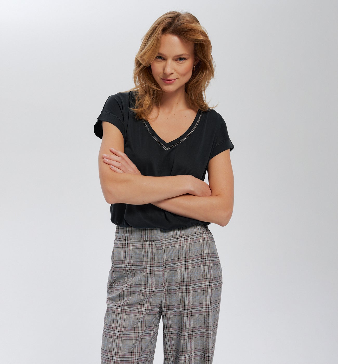 V-neckline top - Black