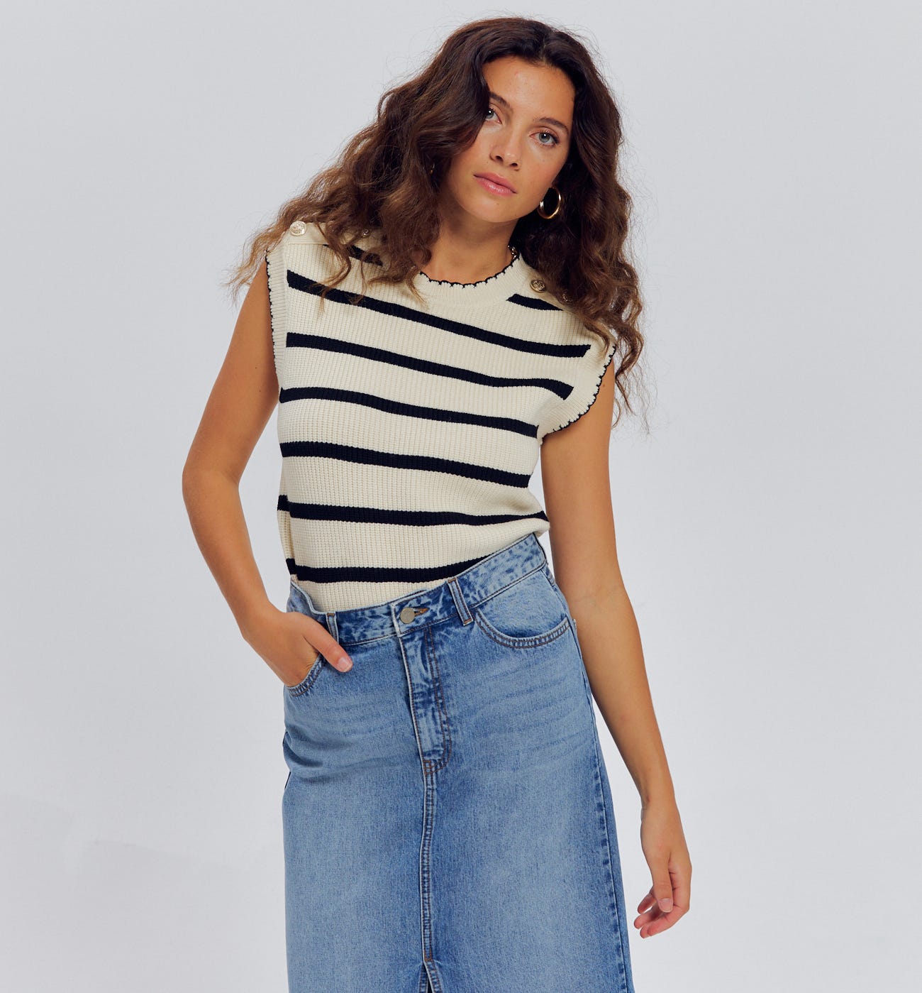 Sleeveless nautical jumper - Navy blue stripes