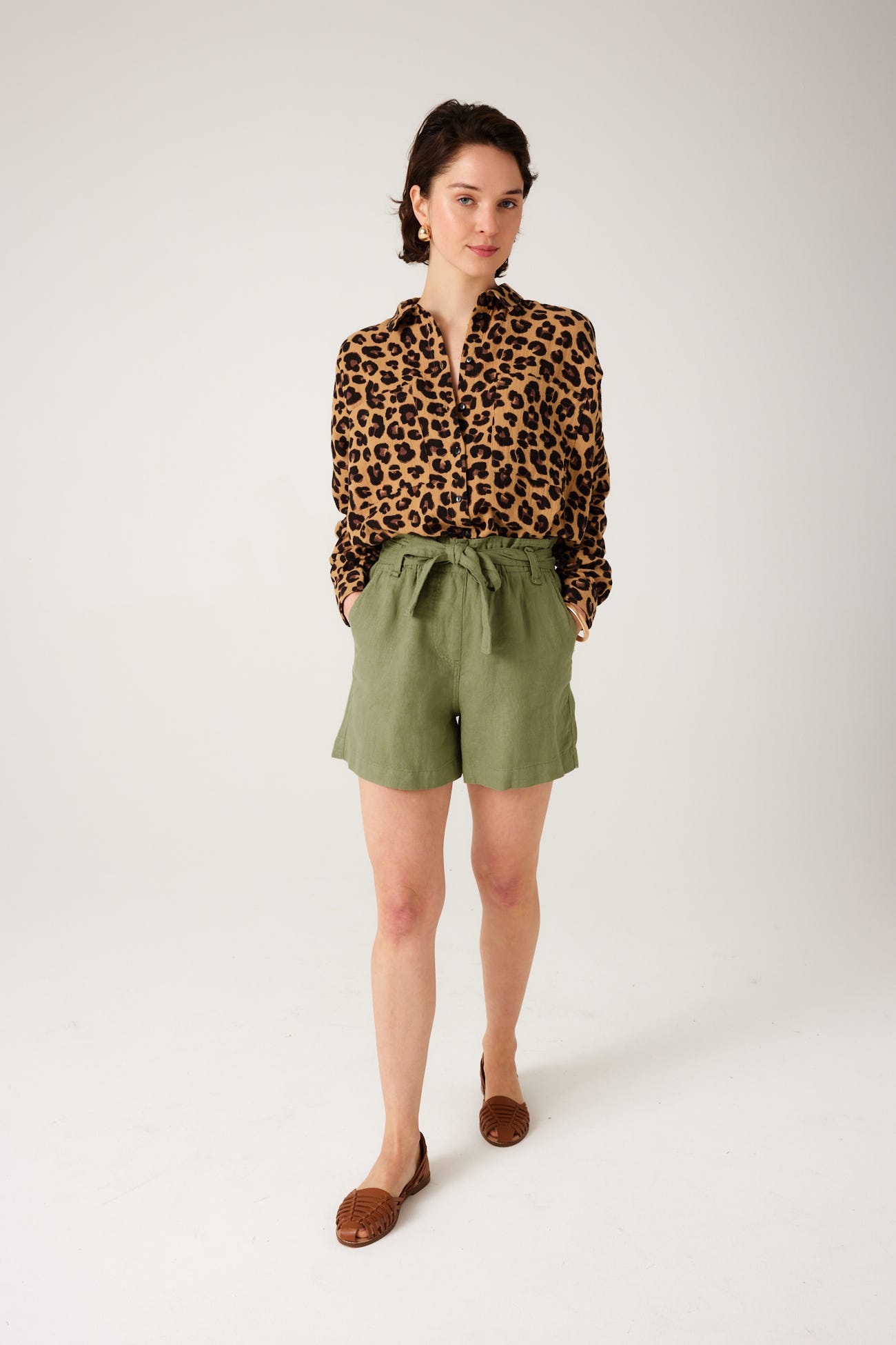 High-waist linen shorts - Green